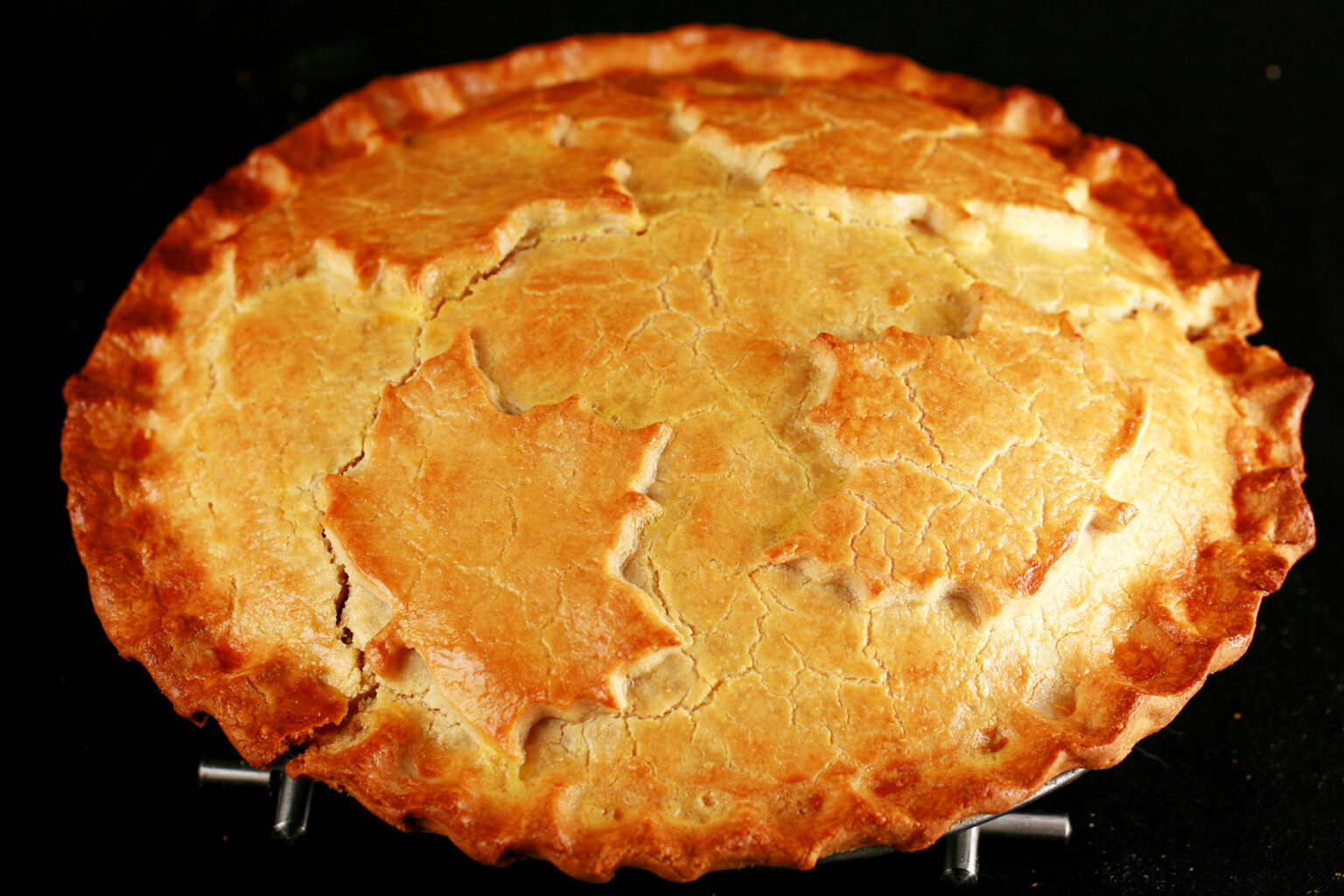Gluten Free Tourtiere Recipe [French Canadian Meat Pie] - Beyond Flour