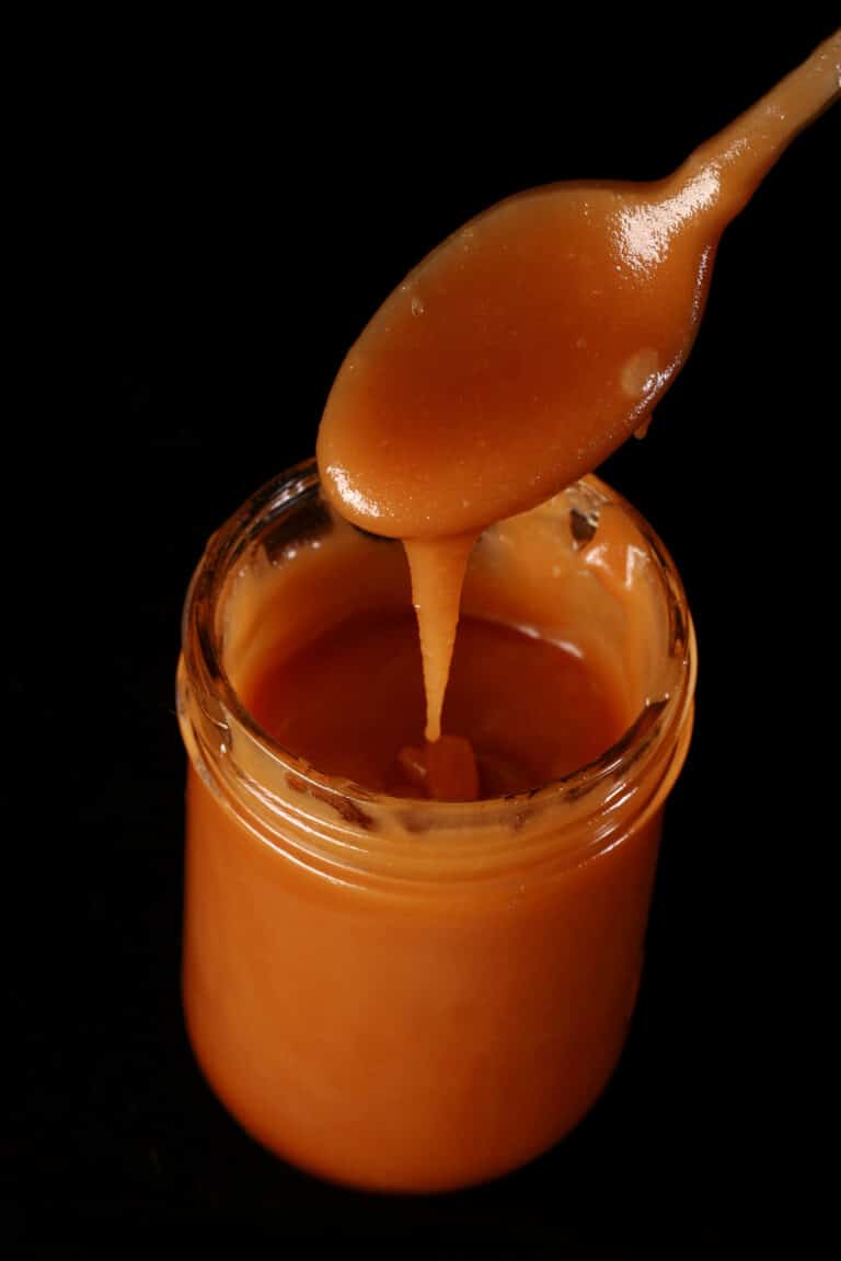 Maple Caramel Sauce [Maple Syrup Caramel] - Beyond Flour