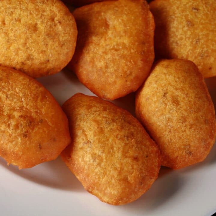 Mixed Vegetable Pakora Recipe [Veggie Pakora] - Beyond Flour