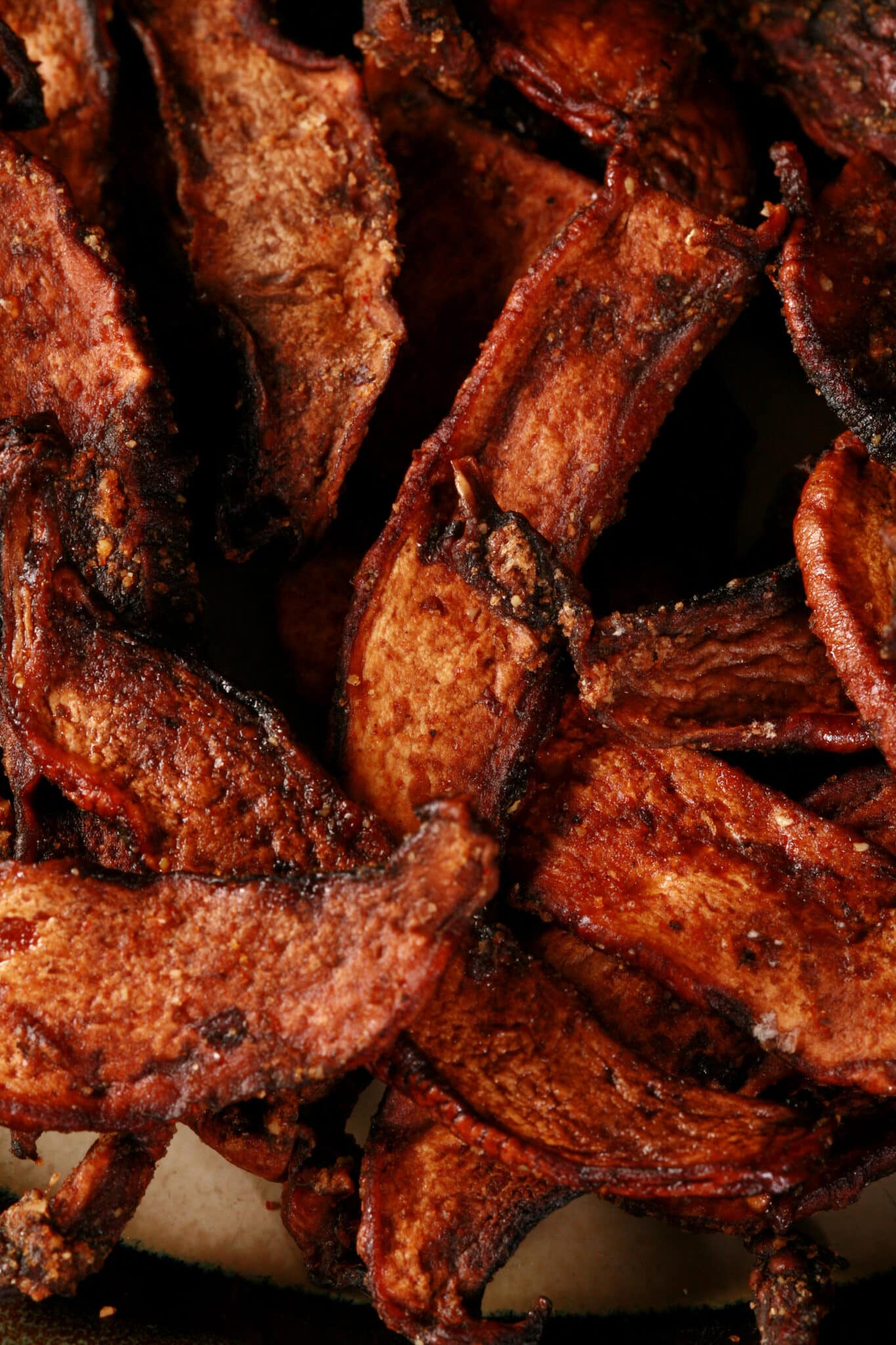Homemade Mushroom Jerky Recipe [2 Original Flavours] - Beyond Flour