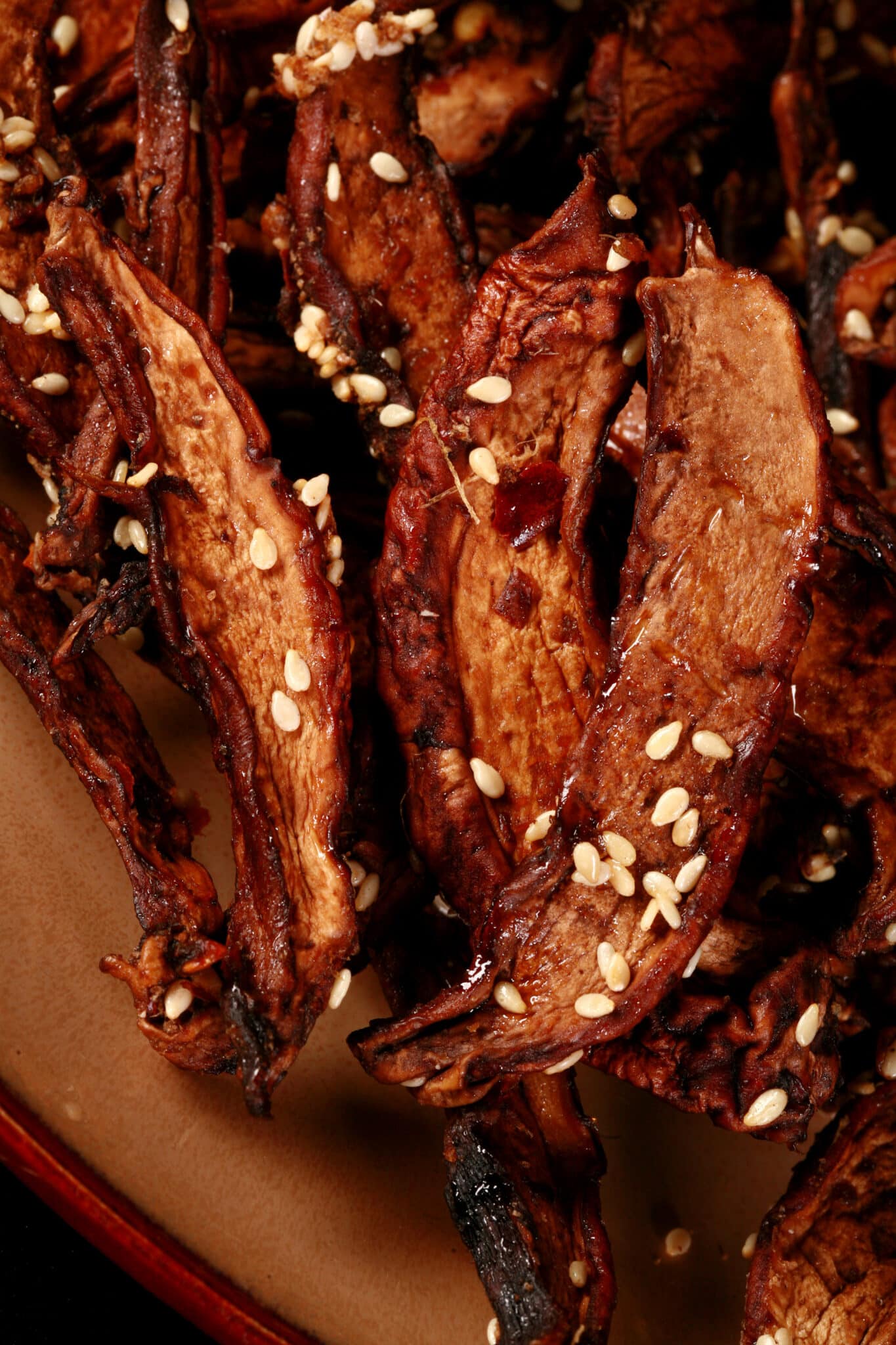 Homemade Mushroom Jerky Recipe [2 Original Flavours] - Beyond Flour